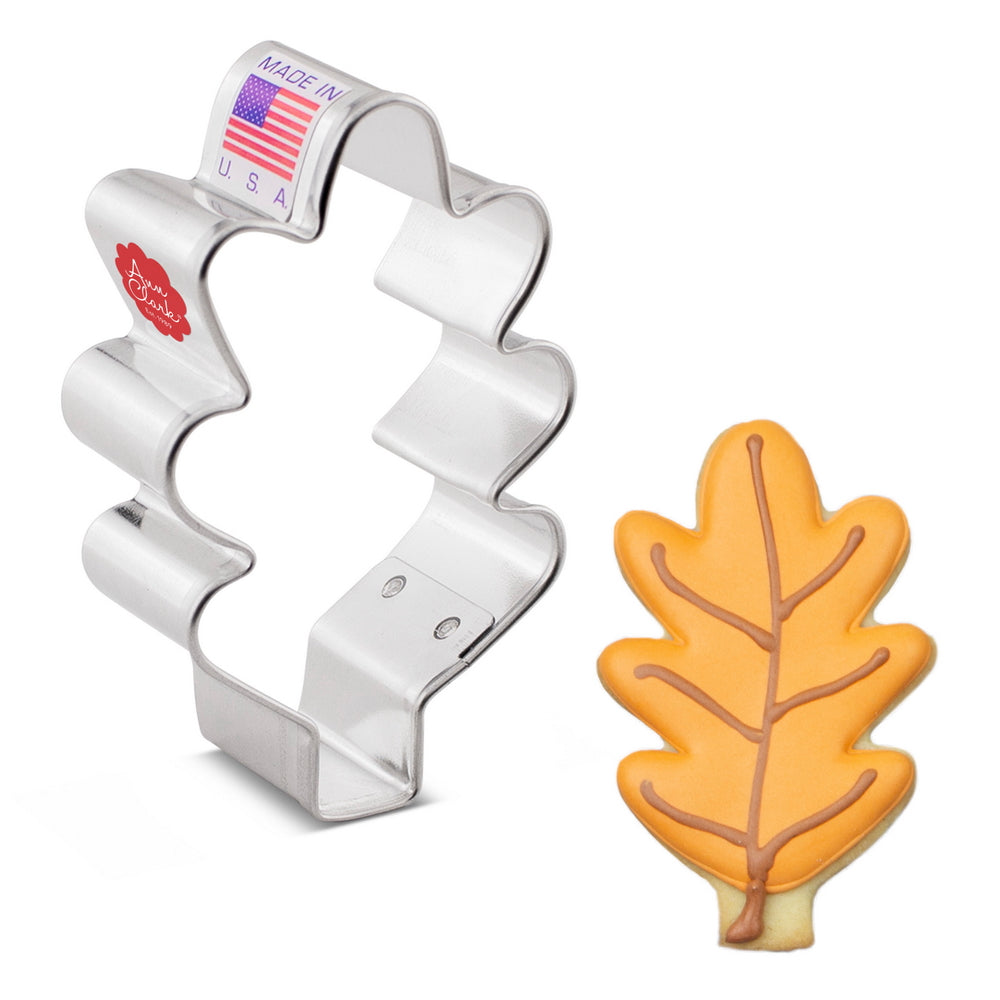 Small Oak Leaf Cookie Cutter, 3" | Ann Clark Wholesale